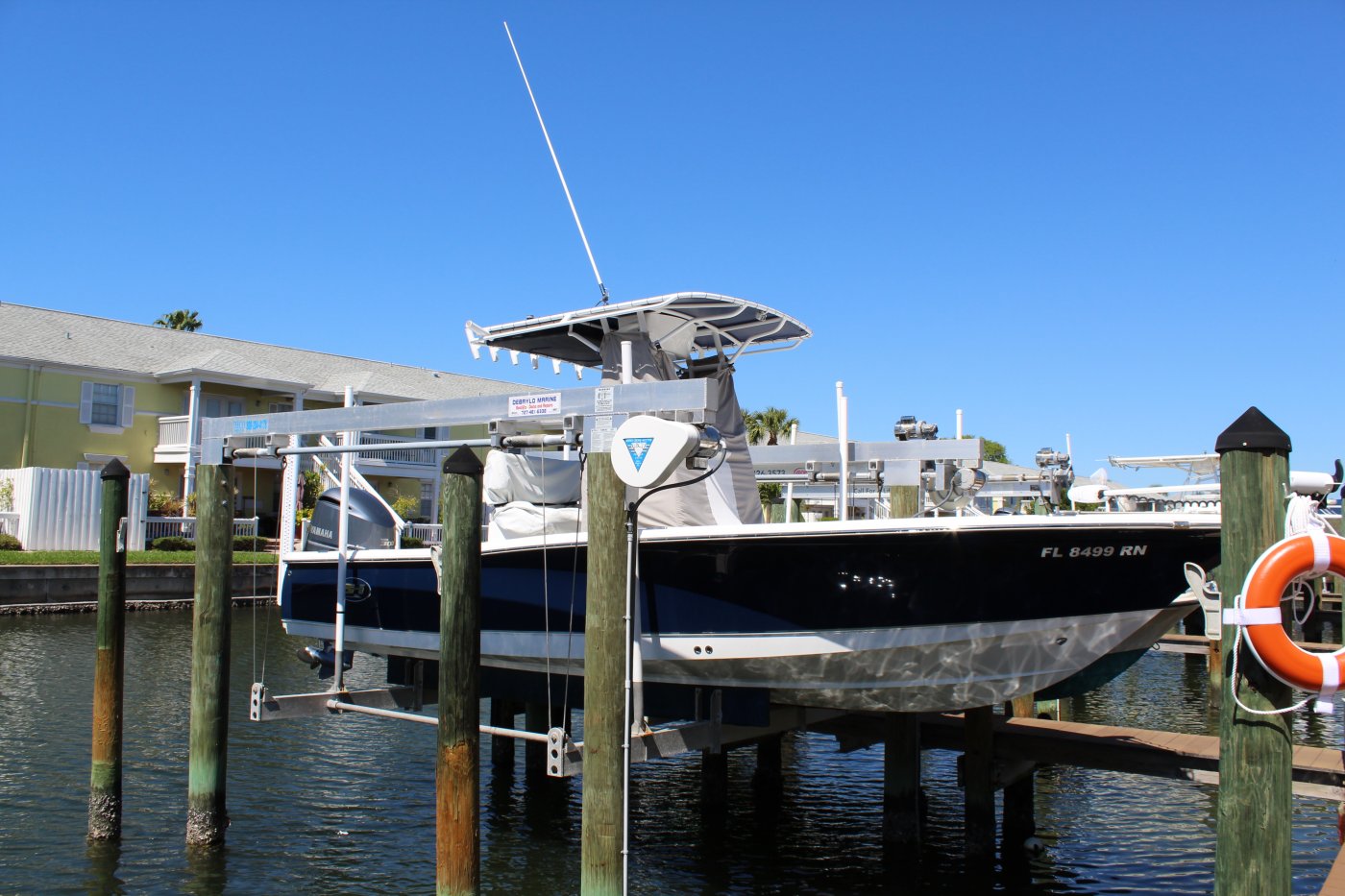 DECO Lift | DECO Boat Lifts