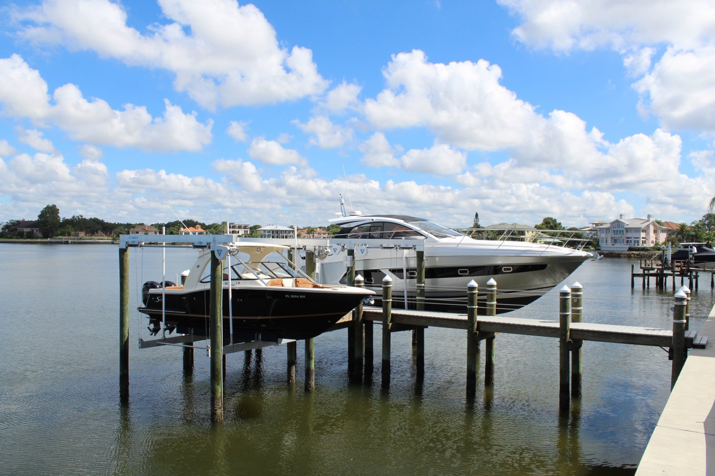 DECO Lift | DECO Boat Lifts