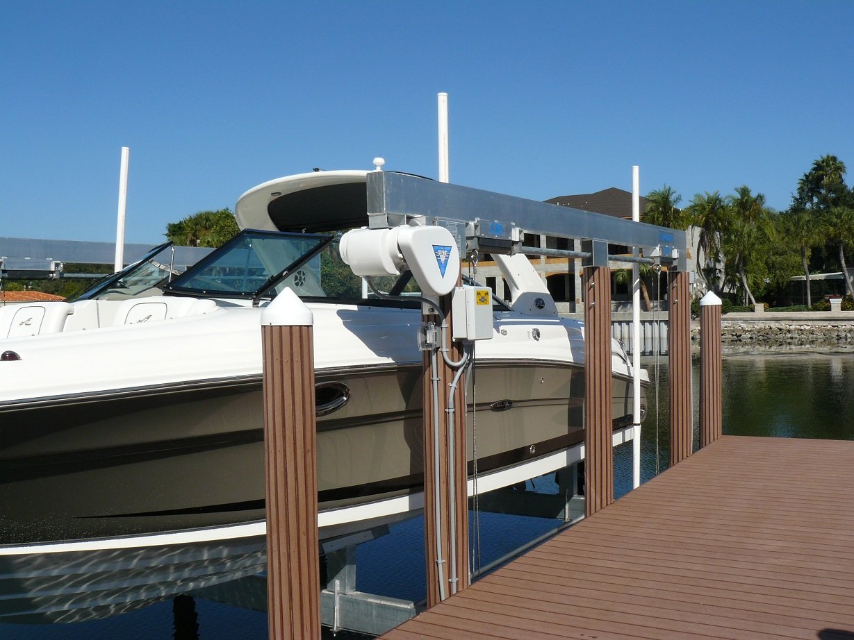 DECO Lift | DECO Boat Lifts