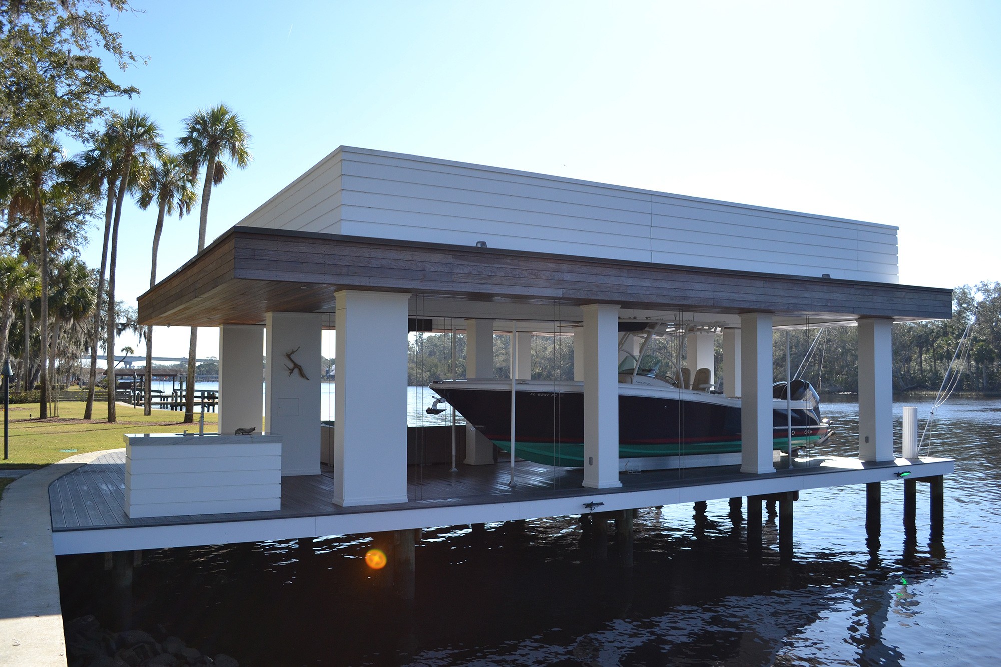 Boat Lifts, Custom, Elevator & Boathouse Options | DECO Boat Lifts
