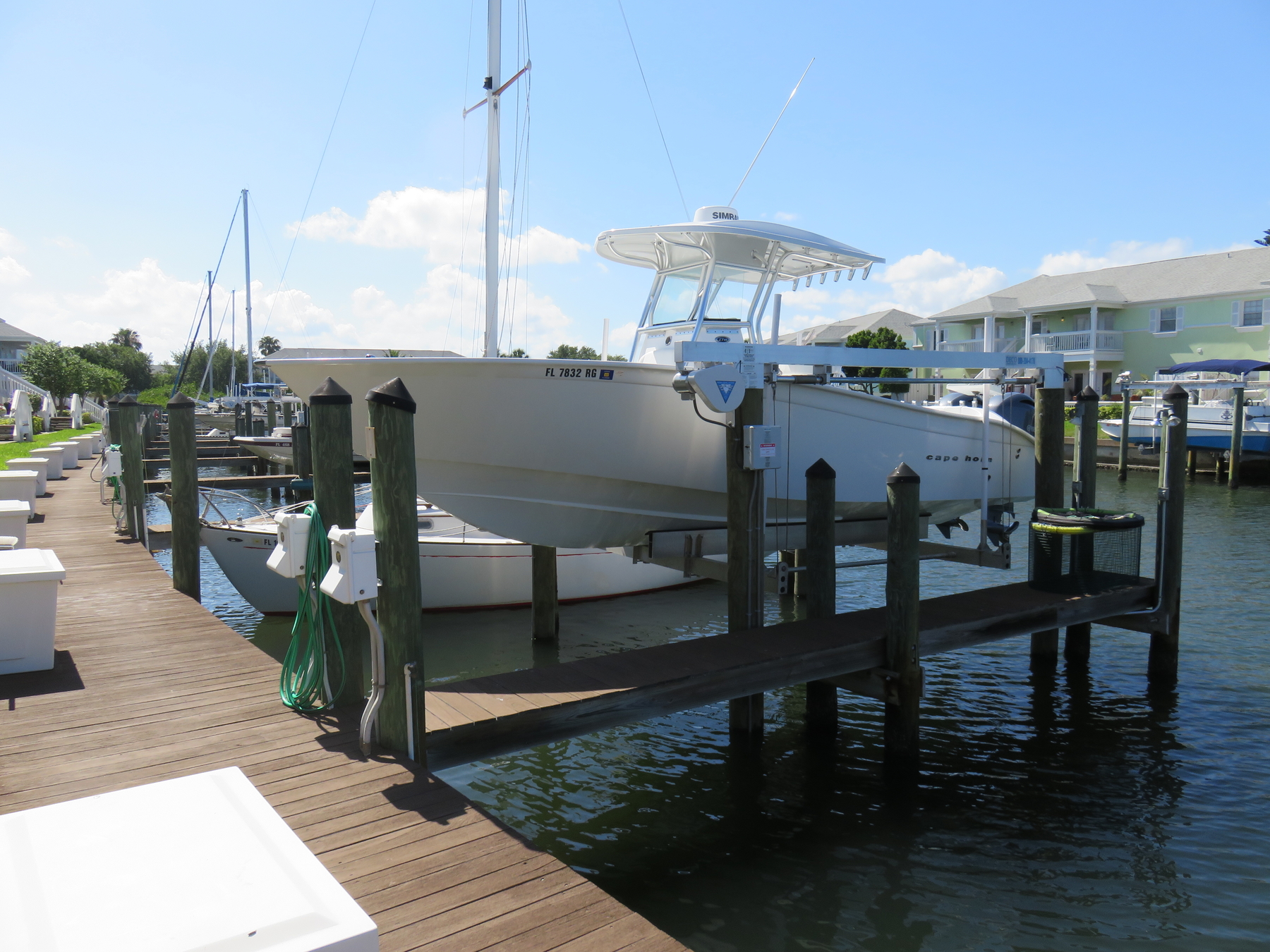 DECO Lifts - DECO Boat Lifts